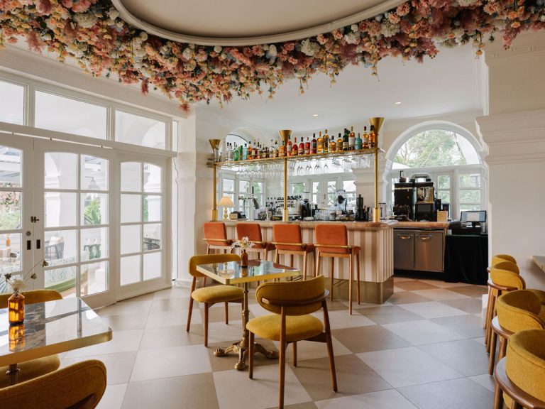 1-Flowerhill - HotDesignFolks